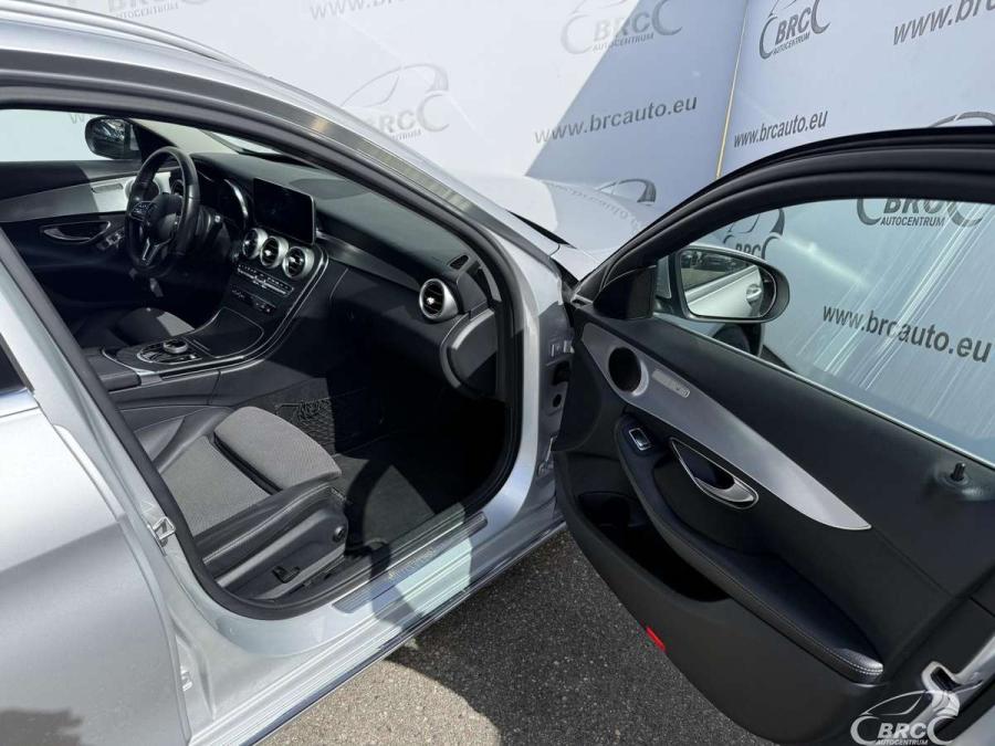 Grey Mercedes-Benz C 180 2019 in Klaipeda, with an engine capacity of 1.60 L and mileage of 184 thousand km for 13200 €, photo 8 on AUTOMOTO.COM.LV