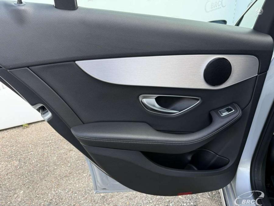 Grey Mercedes-Benz C 180 2019 in Klaipeda, with an engine capacity of 1.60 L and mileage of 184 thousand km for 13200 €, photo 16 on AUTOMOTO.COM.LV