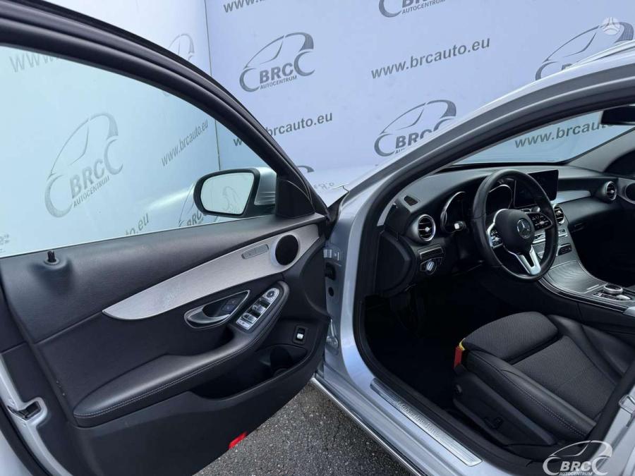 Grey Mercedes-Benz C 180 2019 in Klaipeda, with an engine capacity of 1.60 L and mileage of 184 thousand km for 13200 €, photo 19 on AUTOMOTO.COM.LV