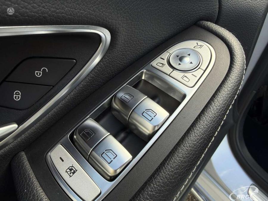 Grey Mercedes-Benz C 180 2019 in Klaipeda, with an engine capacity of 1.60 L and mileage of 184 thousand km for 13200 €, photo 21 on AUTOMOTO.COM.LV