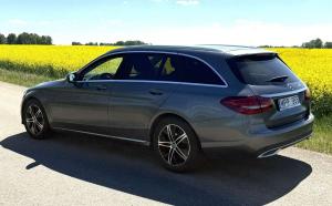Pelēks Mercedes-Benz C 180 2019 Šauļi, ar dzinēja tilpumu 1.60 L un nobraukumu 98 tūkst. km par 17200 €, foto 20 vietnē AUTOMOTO.COM.LV