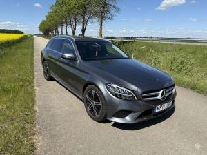Pelēks Mercedes-Benz C 180 2019 Šauļi, ar dzinēja tilpumu 1.60 L un nobraukumu 98 tūkst. km par 17200 €, foto 23 vietnē AUTOMOTO.COM.LV