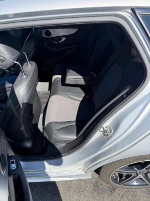 Pelēks Mercedes-Benz C 180 2019 Viļņa, ar dzinēja tilpumu 1.60 L un nobraukumu 268 tūkst. km par 11955 €, foto 9 vietnē AUTOMOTO.COM.LV