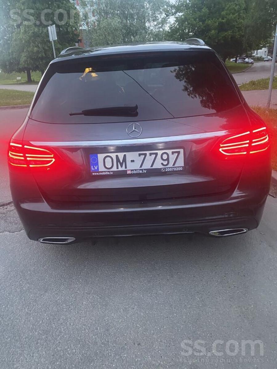 Grey Mercedes-Benz C 180 2020 in Riga, with an engine capacity of 1.50 L and mileage of 181 thousand km for 18900 €, photo 35 on AUTOMOTO.COM.LV