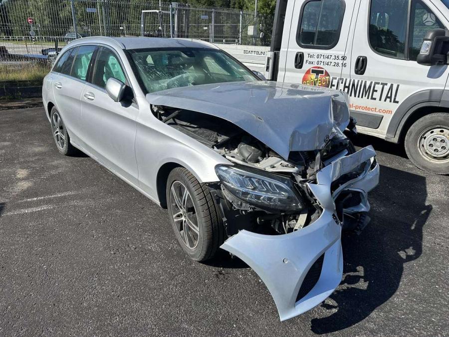 Pelēks Mercedes-Benz C 180 2020 Utena, ar dzinēja tilpumu 0.00 L un nobraukumu 162 tūkst. km par 5350 €, foto 4 vietnē AUTOMOTO.COM.LV