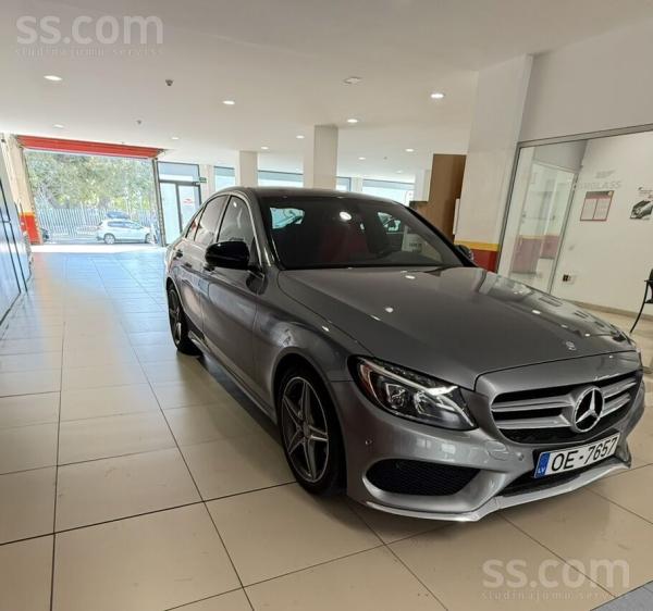 Mercedes-Benz C 180 2017 in Jurmala, with an engine capacity of 1.60 L and mileage of 159 thousand km for 17100 €, photo 2 on AUTOMOTO.COM.LV