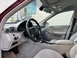 Sarkans Mercedes-Benz C 180 2004 Rīga, ar dzinēja tilpumu 1.80 L un nobraukumu 0 tūkst. km par 5800 €, foto 4 vietnē AUTOMOTO.COM.LV