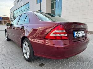 Sarkans Mercedes-Benz C 180 2004 Rīga, ar dzinēja tilpumu 1.80 L un nobraukumu 0 tūkst. km par 5800 €, foto 8 vietnē AUTOMOTO.COM.LV