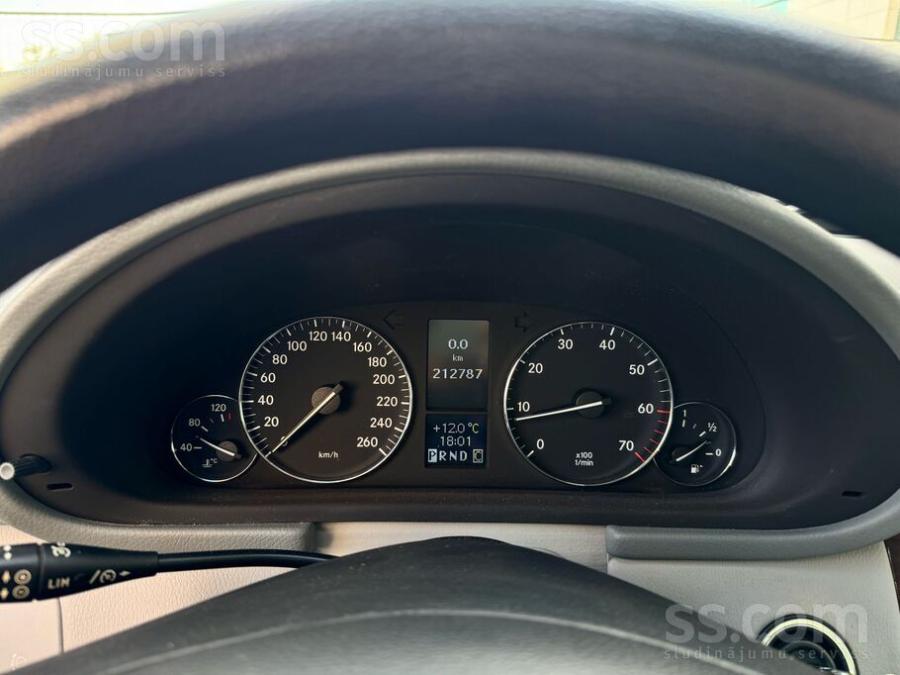 Sarkans Mercedes-Benz C 180 2004 Rīga, ar dzinēja tilpumu 1.80 L un nobraukumu 0 tūkst. km par 5800 €, foto 9 vietnē AUTOMOTO.COM.LV