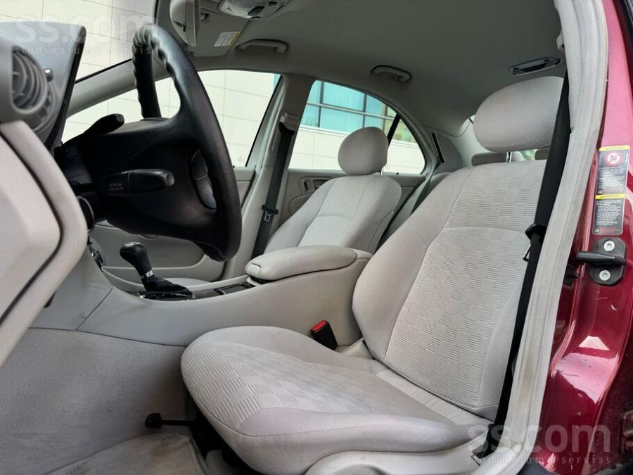 Sarkans Mercedes-Benz C 180 2004 Rīga, ar dzinēja tilpumu 1.80 L un nobraukumu 0 tūkst. km par 5800 €, foto 10 vietnē AUTOMOTO.COM.LV