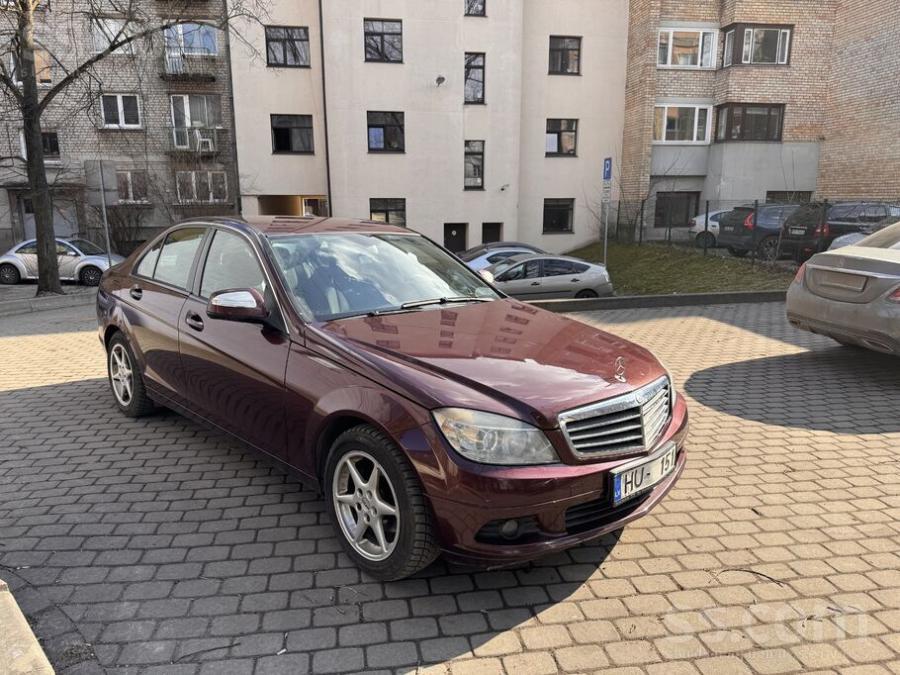 Sarkans Mercedes-Benz C 180 2007 Rīga, ar dzinēja tilpumu 1.80 L un nobraukumu 199 tūkst. km par 3500 €, foto 3 vietnē AUTOMOTO.COM.LV