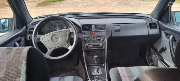 Mercedes-Benz C 180 1994 Viļņa, ar dzinēja tilpumu 1.80 L un nobraukumu 230 tūkst. km par 2600 €, foto 9 vietnē AUTOMOTO.COM.LV