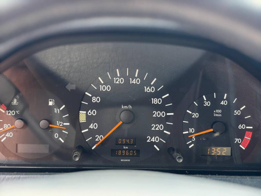 Mercedes-Benz C 180 1995 Narva, ar dzinēja tilpumu 1.80 L un nobraukumu 185 tūkst. km par 990 €, foto 10 vietnē AUTOMOTO.COM.LV