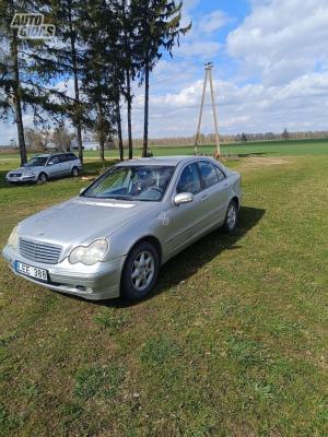 Mercedes-Benz C 180 2002 in Radviliskis, with an engine capacity of 2.00 L and mileage of 231 thousand km for 1650 €, photo  on AUTOMOTO.COM.LV