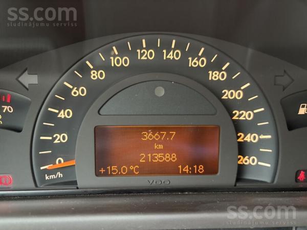 Mercedes-Benz C 180 2003 Liepāja, ar dzinēja tilpumu 1.80 L un nobraukumu 213 tūkst. km par 1800 €, foto 5 vietnē AUTOMOTO.COM.LV