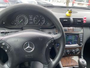 Mercedes-Benz C 180 2005 in Vilnius, with an engine capacity of 1.80 L and mileage of 235 thousand km for 1450 €, photo 6 on AUTOMOTO.COM.LV