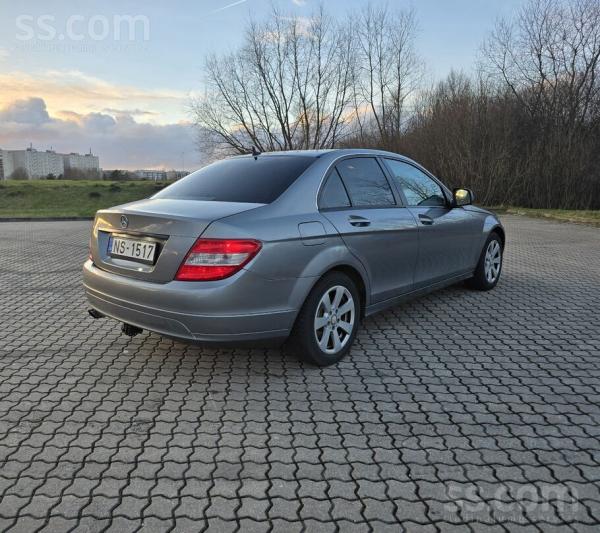 Mercedes-Benz C 180 2007 Ventspils, ar dzinēja tilpumu 1.80 L un nobraukumu 252 tūkst. km par 3950 €, foto 4 vietnē AUTOMOTO.COM.LV