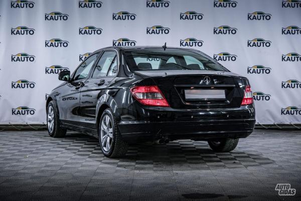 Mercedes-Benz C 180 2008 in Kaunas, with an engine capacity of 1.80 L and mileage of 245 thousand km for 5490 €, photo 4 on AUTOMOTO.COM.LV