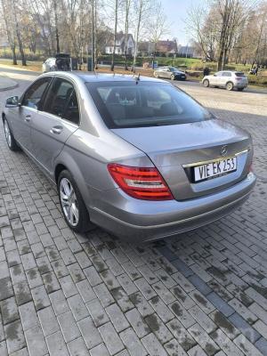 Mercedes-Benz C 180 2011 Panevēža, ar dzinēja tilpumu 2.10 L un nobraukumu 280 tūkst. km par 5800 €, foto 4 vietnē AUTOMOTO.COM.LV