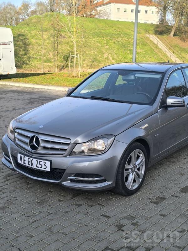 Mercedes-Benz C 180 2011 in Panevezys, with an engine capacity of 2.10 L and mileage of 280 thousand km for 5800 €, photo 8 on AUTOMOTO.COM.LV
