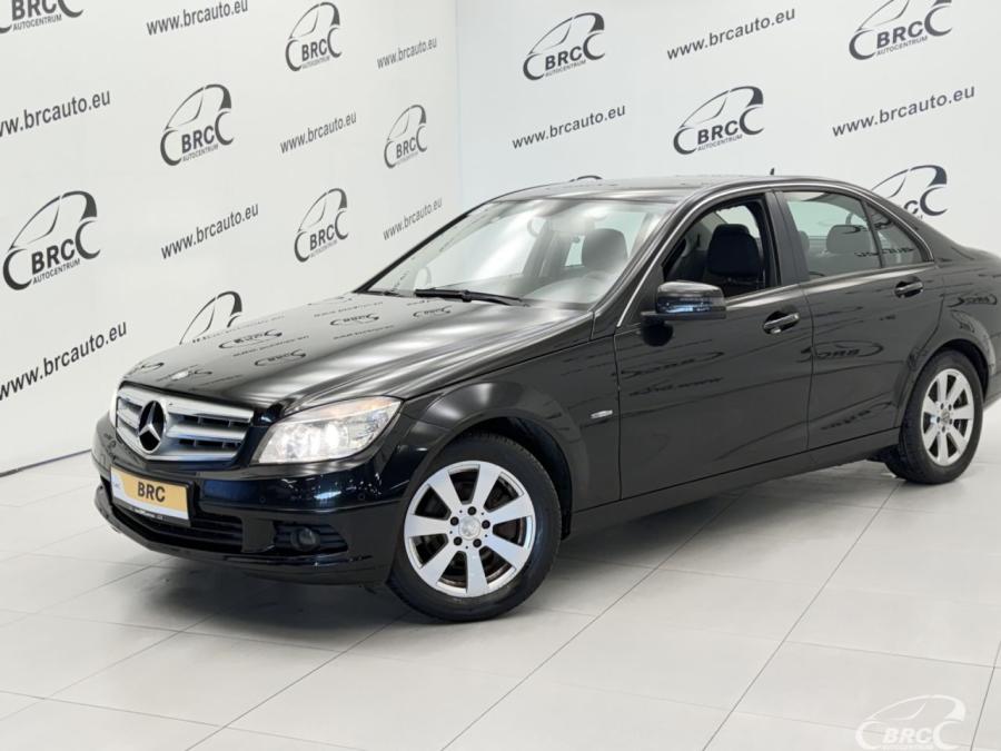Mercedes-Benz C 180 2011 in Vilnius, with an engine capacity of 1.80 L and mileage of 294 thousand km for 4500 €, photo 1 on AUTOMOTO.COM.LV
