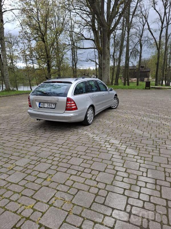 Mercedes-Benz C 180 2005 Gulbene, ar dzinēja tilpumu 1.80 L un nobraukumu 352 tūkst. km par 18300 €, foto 3 vietnē AUTOMOTO.COM.LV