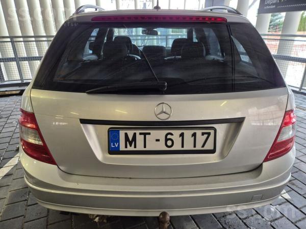 Mercedes-Benz C 180 2008 in Riga, with an engine capacity of 1.80 L and mileage of 153 thousand km for 3600 €, photo 4 on AUTOMOTO.COM.LV