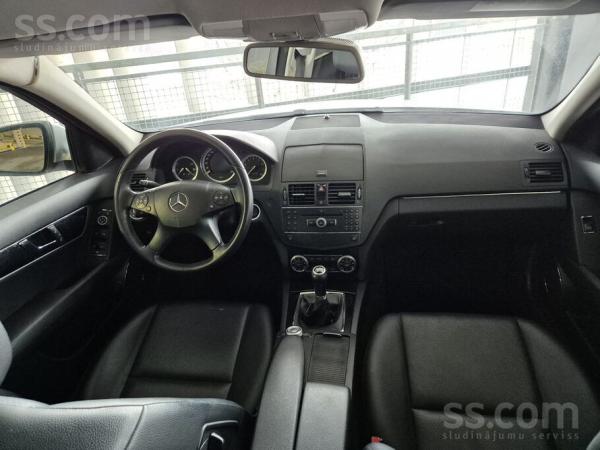 Mercedes-Benz C 180 2008 in Riga, with an engine capacity of 1.80 L and mileage of 153 thousand km for 3600 €, photo 7 on AUTOMOTO.COM.LV