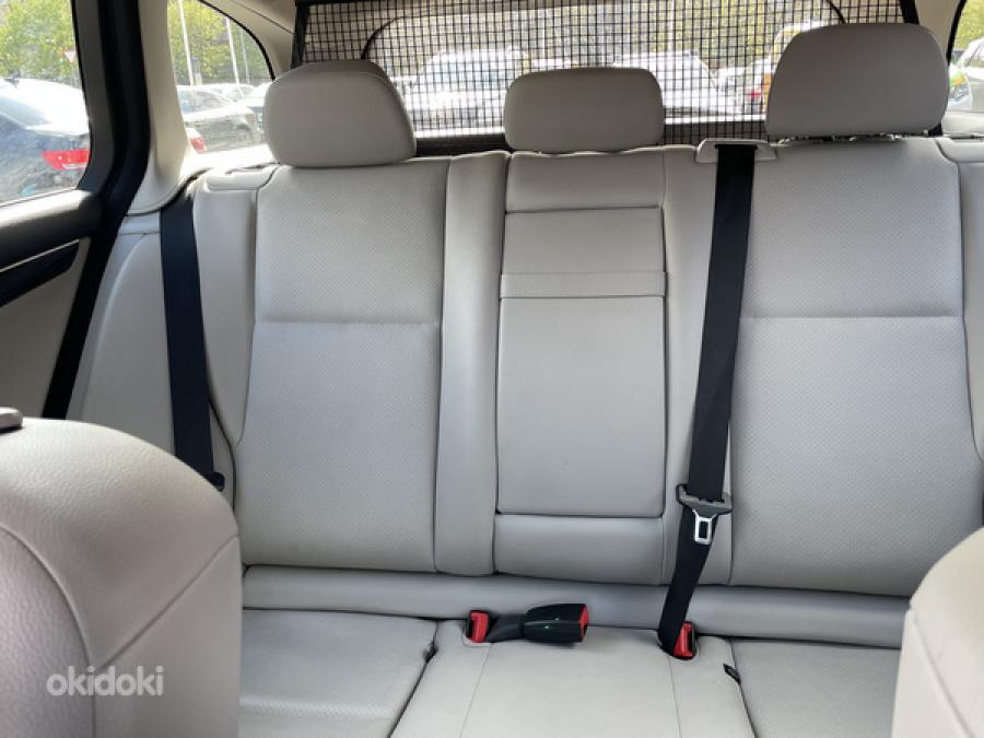 Mercedes-Benz C 180 2011 in Tallinn, with an engine capacity of 2.10 L and mileage of 240 thousand km for 5499 €, photo 9 on AUTOMOTO.COM.LV