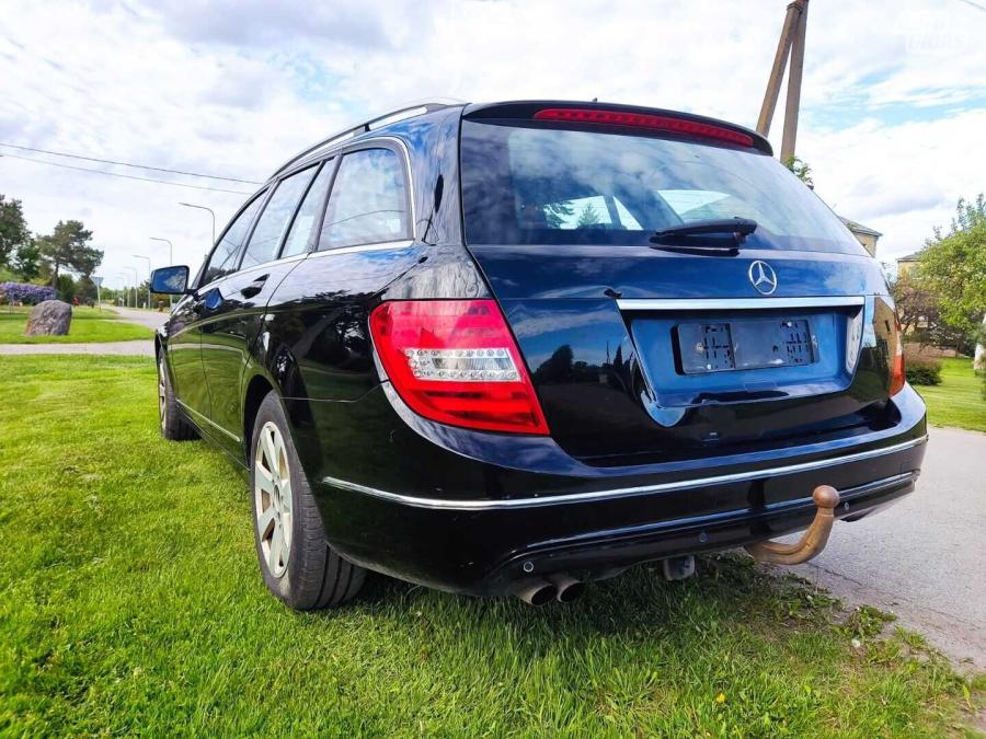 Mercedes-Benz C 180 2012 Viļņa, ar dzinēja tilpumu 2.10 L un nobraukumu 5 tūkst. km par 3700 €, foto 4 vietnē AUTOMOTO.COM.LV