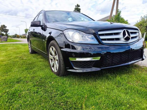 Mercedes-Benz C 180 2012 in Vilnius, with an engine capacity of 2.10 L and mileage of 5 thousand km for 3700 €, photo 8 on AUTOMOTO.COM.LV