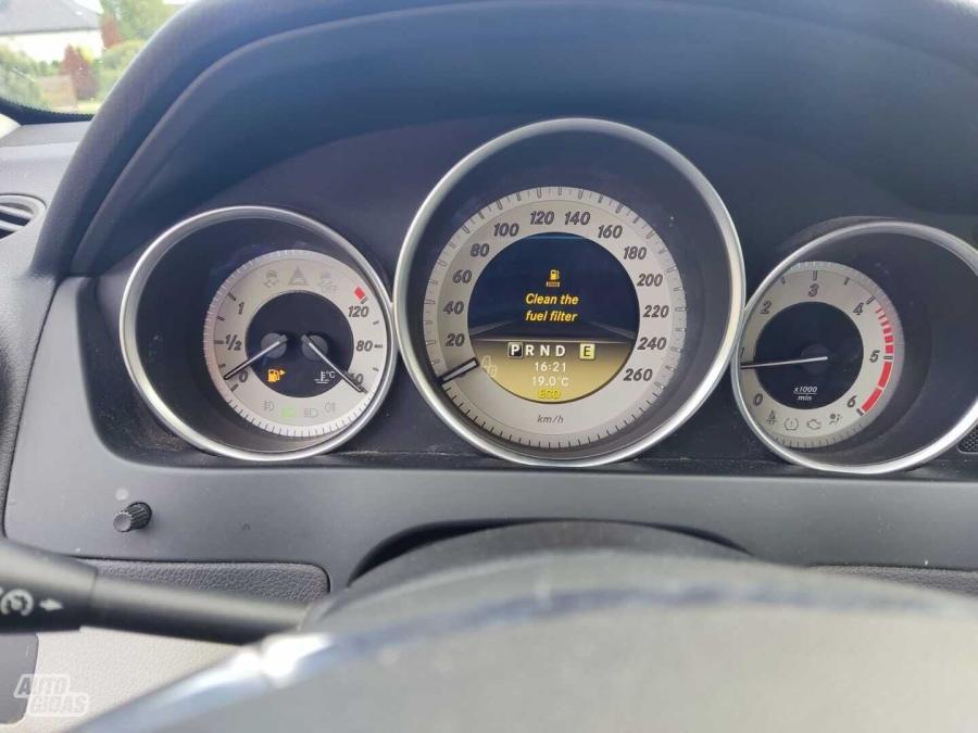 Mercedes-Benz C 180 2012 Viļņa, ar dzinēja tilpumu 2.10 L un nobraukumu 5 tūkst. km par 3700 €, foto 14 vietnē AUTOMOTO.COM.LV