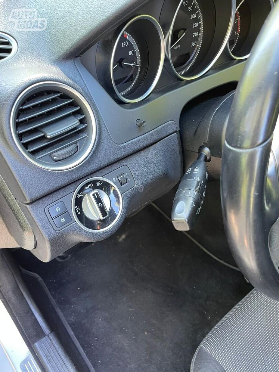 Mercedes-Benz C 180 2012 in Plunge, with an engine capacity of 2.10 L and mileage of 350 thousand km for 4999 €, photo 17 on AUTOMOTO.COM.LV