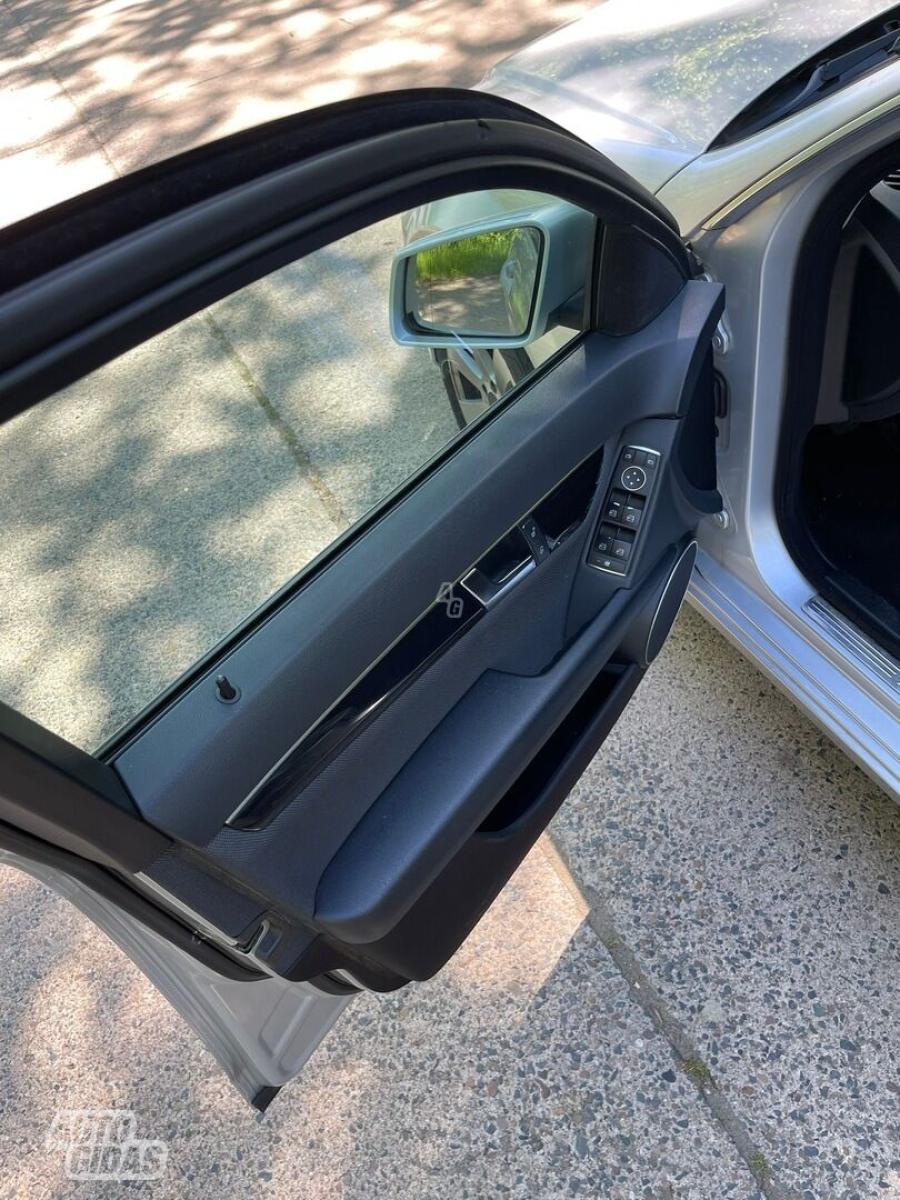 Mercedes-Benz C 180 2012 in Plunge, with an engine capacity of 2.10 L and mileage of 350 thousand km for 4999 €, photo 19 on AUTOMOTO.COM.LV