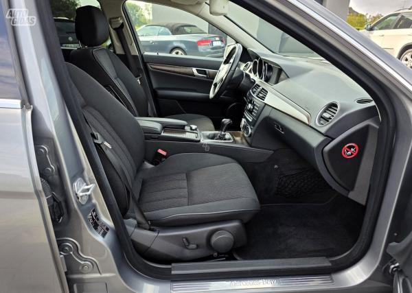 Mercedes-Benz C 180 2012 in Druskininkai, with an engine capacity of 1.60 L and mileage of 204 thousand km for 5450 €, photo 7 on AUTOMOTO.COM.LV