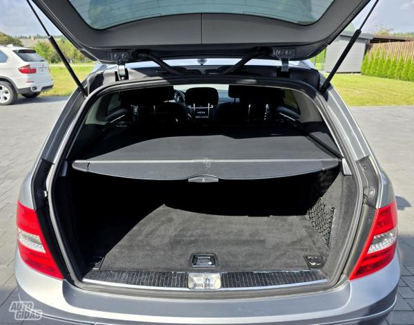 Mercedes-Benz C 180 2012 in Druskininkai, with an engine capacity of 1.60 L and mileage of 204 thousand km for 5450 €, photo 11 on AUTOMOTO.COM.LV