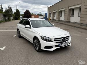 Mercedes-Benz C 180 2014 Viļņa, ar dzinēja tilpumu 1.60 L un nobraukumu 137 tūkst. km par 12000 €, foto 5 vietnē AUTOMOTO.COM.LV