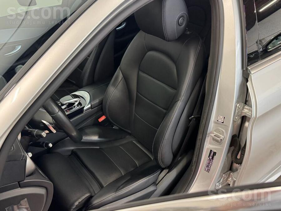 Mercedes-Benz C 180 2015 Jūrmala, ar dzinēja tilpumu 1.60 L un nobraukumu 251 tūkst. km par 12450 €, foto 18 vietnē AUTOMOTO.COM.LV