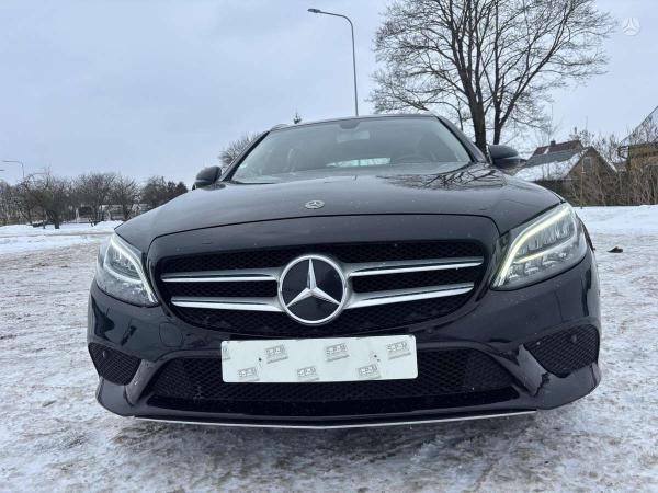 Mercedes-Benz C 180 2021 Tauragė, ar dzinēja tilpumu 1.60 L un nobraukumu 295 tūkst. km par 11700 €, foto 3 vietnē AUTOMOTO.COM.LV