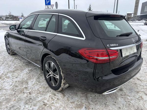 Mercedes-Benz C 180 2021 Tauragė, ar dzinēja tilpumu 1.60 L un nobraukumu 295 tūkst. km par 11700 €, foto 6 vietnē AUTOMOTO.COM.LV