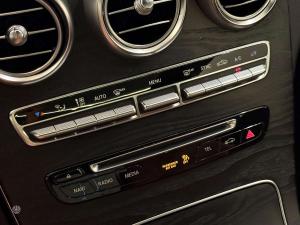 Balts Mercedes-Benz C 180 2017 Marijampole, ar dzinēja tilpumu 1.60 L un nobraukumu 190 tūkst. km par 19750 €, foto 21 vietnē AUTOMOTO.COM.LV