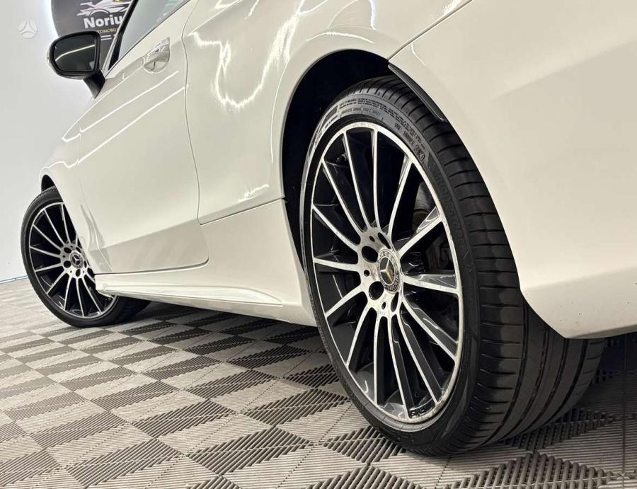Balts Mercedes-Benz C 180 2017 Marijampole, ar dzinēja tilpumu 1.60 L un nobraukumu 190 tūkst. km par 19750 €, foto 36 vietnē AUTOMOTO.COM.LV