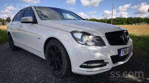 Balts Mercedes-Benz C 180 2012 Ogre, ar dzinēja tilpumu 2.20 L un nobraukumu 272 tūkst. km par 6300 €, foto 3 vietnē AUTOMOTO.COM.LV