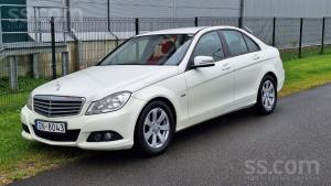 Balts Mercedes-Benz C 180 2012 Rīga, ar dzinēja tilpumu 2.20 L un nobraukumu 350 tūkst. km par 3800 €, foto  vietnē AUTOMOTO.COM.LV