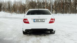 Белый Мерседес Ц 180 2013 в Пярну, объемом двигателя 1.60 л и пробегом 212 тыс. км за 11000 €, фото 5 на AUTOMOTO.COM.LV