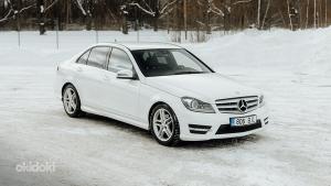 Белый Мерседес Ц 180 2013 в Пярну, объемом двигателя 1.60 л и пробегом 212 тыс. км за 11000 €, фото 6 на AUTOMOTO.COM.LV
