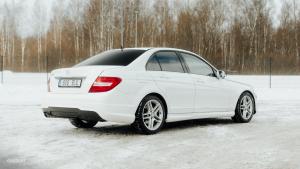 Белый Мерседес Ц 180 2013 в Пярну, объемом двигателя 1.60 л и пробегом 212 тыс. км за 11000 €, фото 21 на AUTOMOTO.COM.LV
