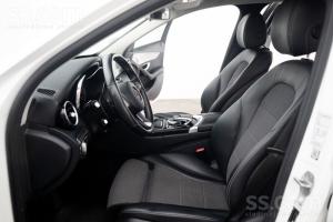 White Mercedes-Benz C 180 2014 in Tallinn, with an engine capacity of 1.60 L and mileage of 284 thousand km for 12499 €, photo 9 on AUTOMOTO.COM.LV