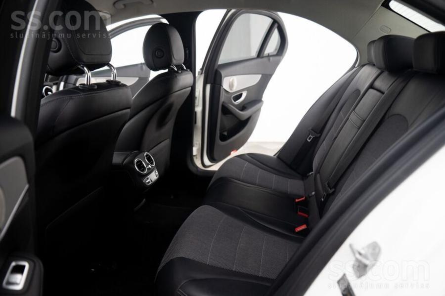White Mercedes-Benz C 180 2014 in Tallinn, with an engine capacity of 1.60 L and mileage of 284 thousand km for 12499 €, photo 10 on AUTOMOTO.COM.LV