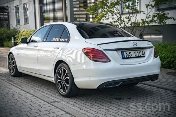 Balts Mercedes-Benz C 180 2016 Rīga, ar dzinēja tilpumu 1.60 L un nobraukumu 247 tūkst. km par 18710 €, foto 6 vietnē AUTOMOTO.COM.LV